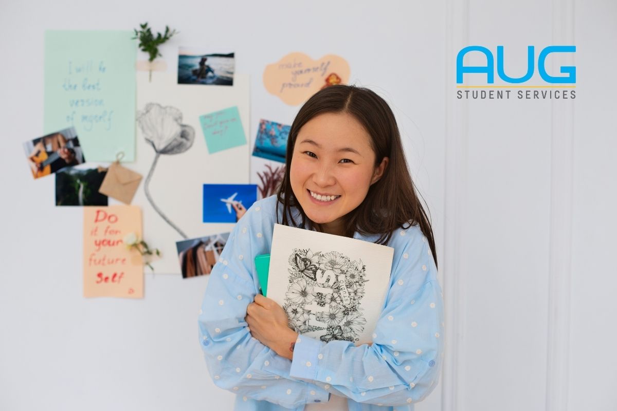 Perbedaan IELTS dan TOEFL Mana yang Lebih Mudah Untukmu - AUG Student ...